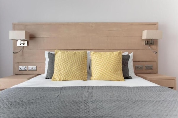 The Vanguard - York Residence - York