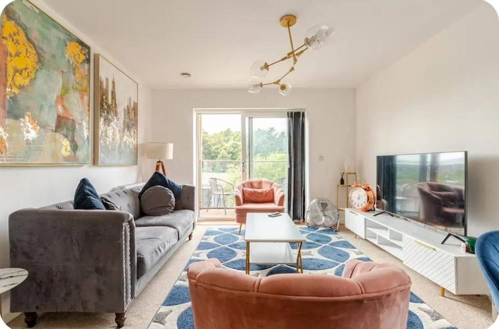 Stunning Modern Apartment In Rochester, England - Chatham, Kent