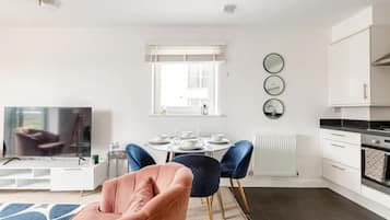 Apartamento | Área de estar | TV 30 polegadas com canais digitais