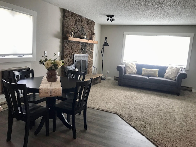 Cozy Townhouse Close To Hospital & Capital - Montana