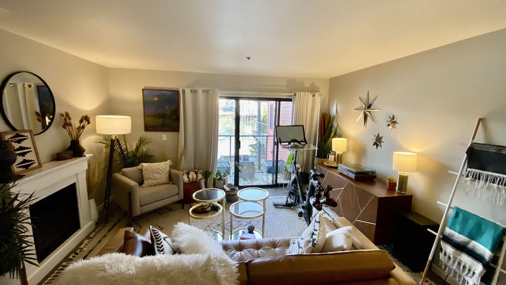 Central Riverfront 1 Bedroom Condo With A View! - 溫哥華