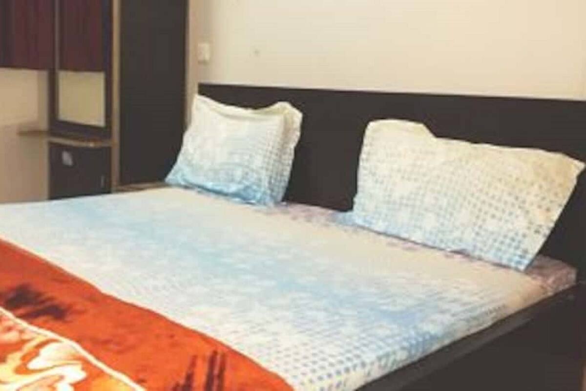 Wi-Fi de cortesia, roupa de cama
