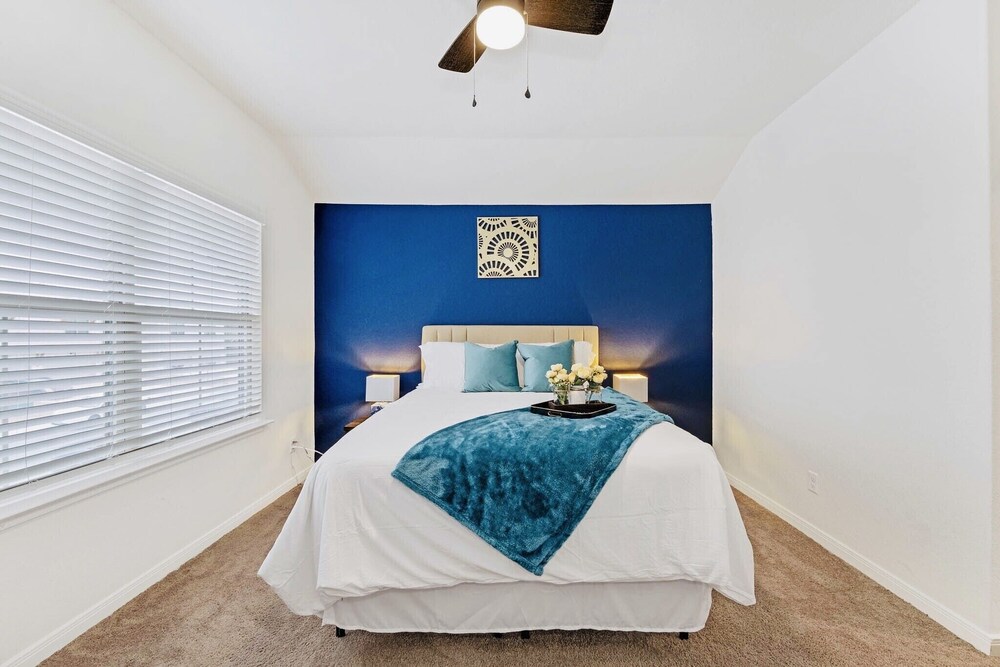 Luxury San Antonio Townhome By Sea World/ Sixflag/ Lackland Afb - Dove Creek – San Antonio