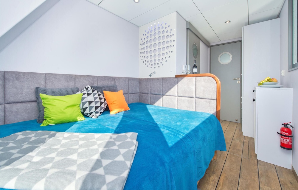 Schönes Schiff In Blotnik Mit Wifi - Danzig