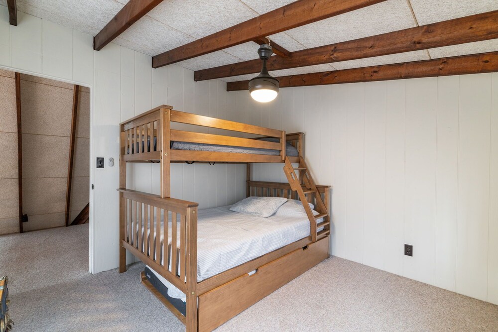 The Wildflower Chalet By Innsbrook Vacations! - Innsbrook, MO