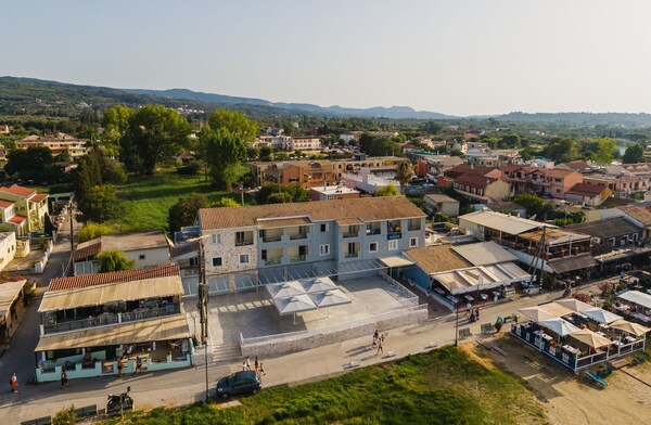 Aqua Luxury Suites Roda - Corfu