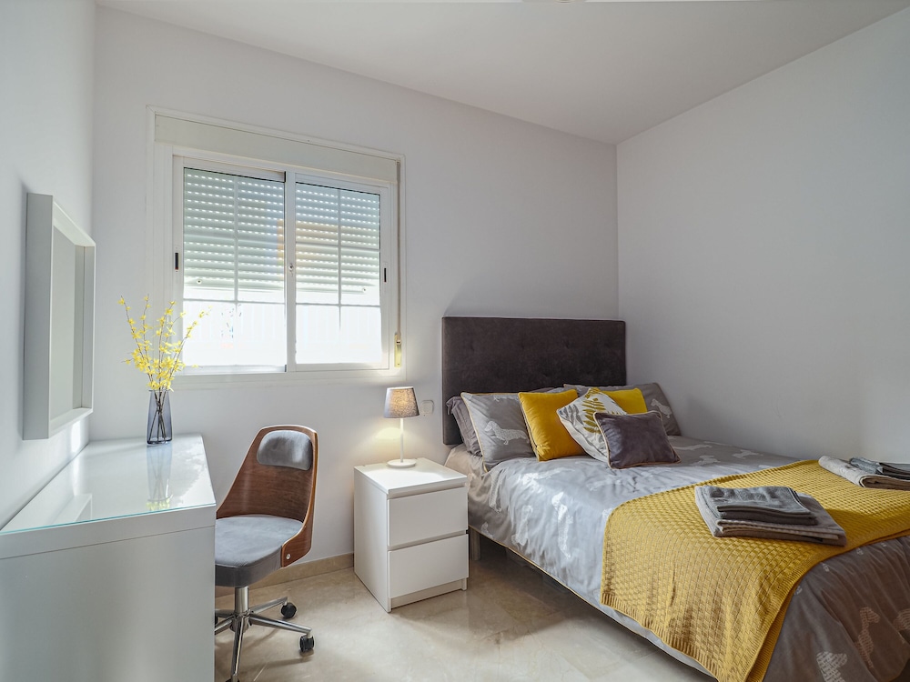 Nilva Mountain - Manilva Villa - Casares