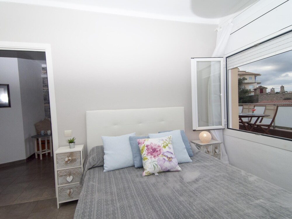 Bonito Apartamento Con Gran Terraza Y Vistas Al Mar - Albons