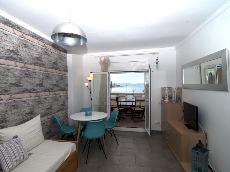 Nice Apartment With Large Terrace And Sea Views - L'Escala