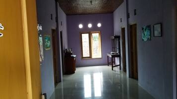 TV de tela plana 24 polegadas com canais a cabo, TV