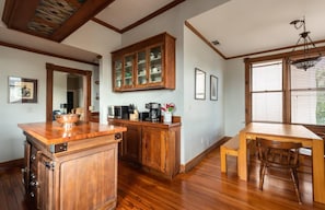 Casa, 4 quartos | Cozinha privada