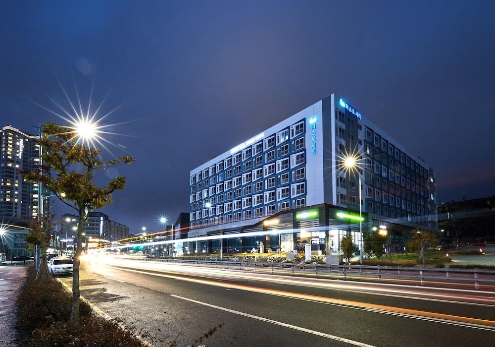 Yeosu Ungcheon First By Sota - Yeosu-si