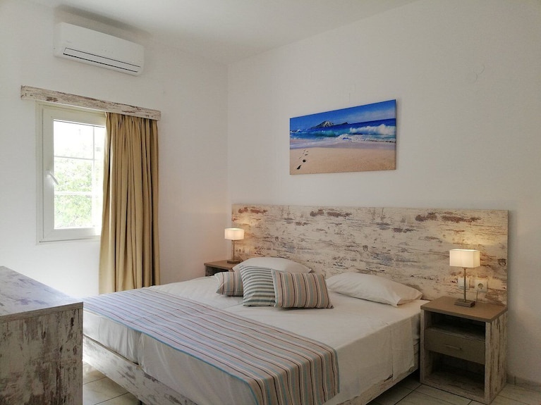 Erato Hotel - Crete