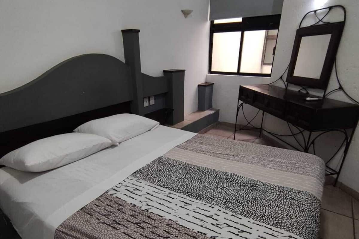 Apartamento standard | Wi-Fi de cortesia, roupa de cama