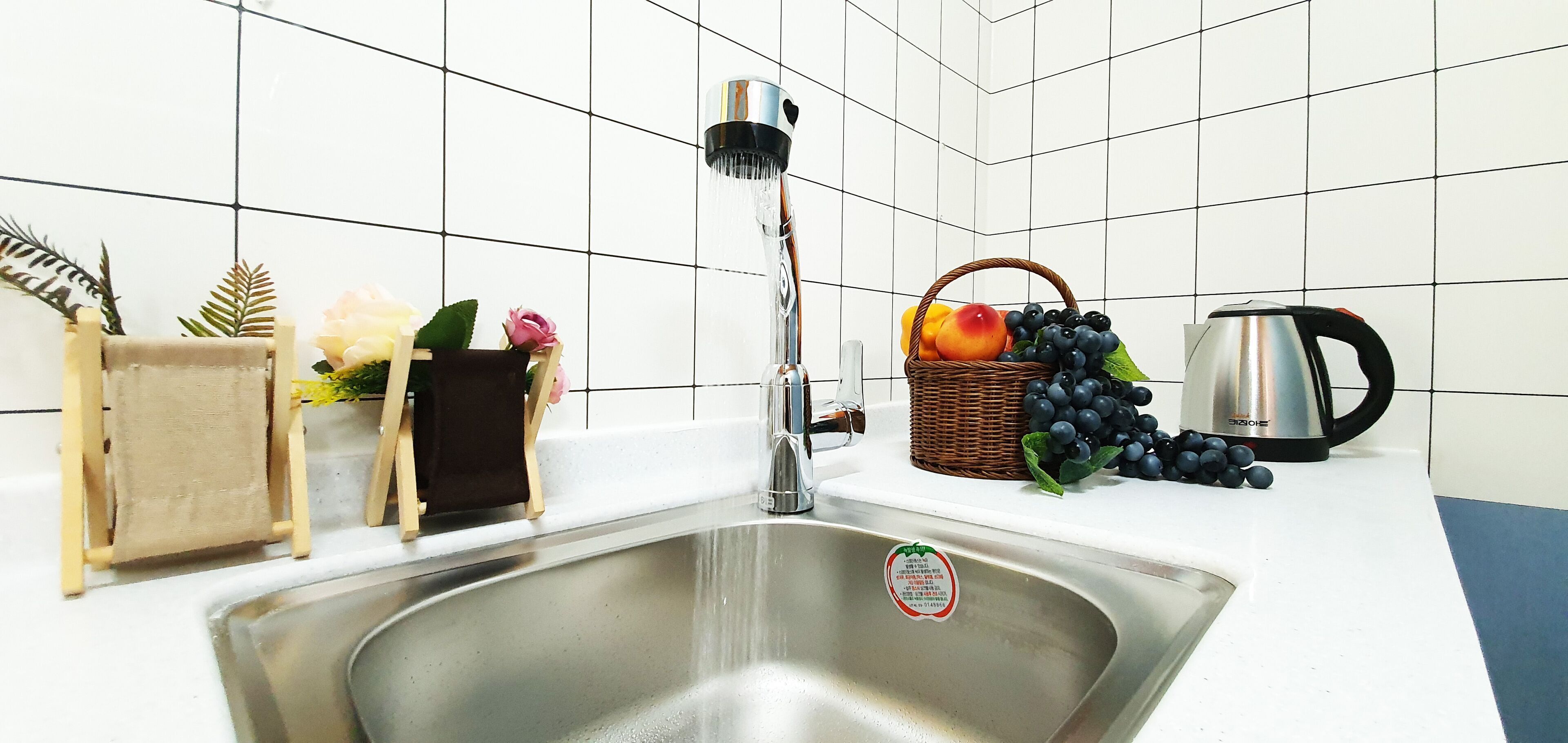 Cozinha privada | Geladeira, micro-ondas, panela elétrica de arroz