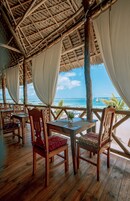 Pequeno-almoço tipo buffet diário incluído 