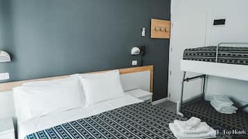 Secretária, Wi-fi grátis, roupa de cama fornecida