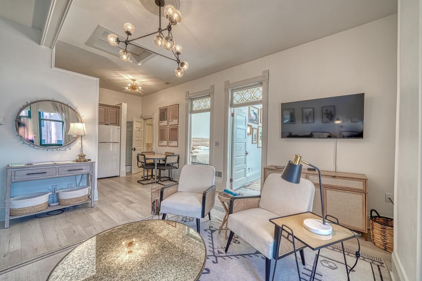 Historic Palace Hotel Suite 305 - Salida, CO