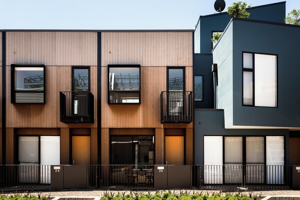 Urban Rest Port Adelaide Apartments - Port Adelaide