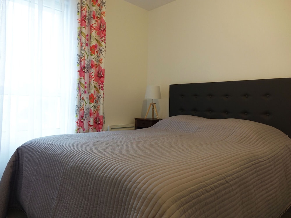 Modern Apartment For 2-4, 400m From Beach, Terrace, Parking, Quiet Area - Sarzeau