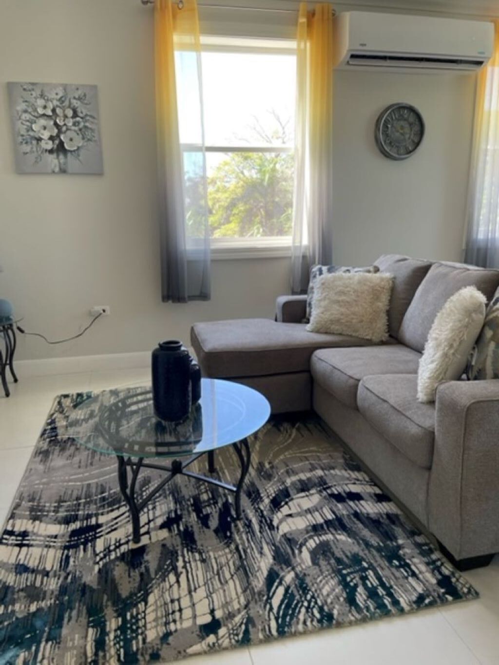 Gorgeous 2 Bed, 2 Bath Condo - Montego Bay Area - Montego Bay