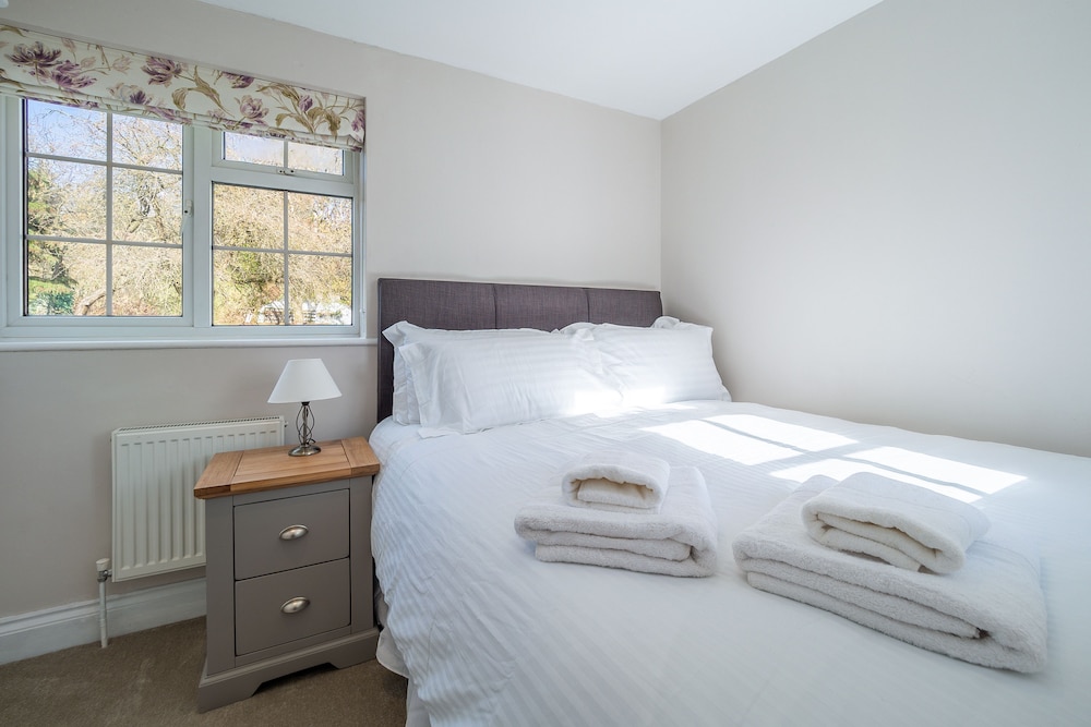 Adorable Cottage With A Log Burner In Heavenly Village - Constable Lodge - Essex