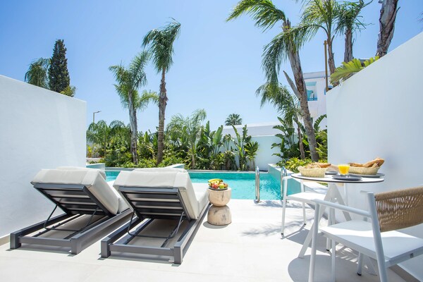 Vanik Suites - Rhodes Island