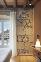 Quarto Duplo Deluxe | Secretária, secretária adequada para computadores portáteis 