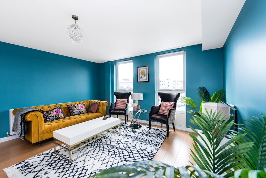 48 Annandale Street - Bold, Bright Child Friendly Apartment With Free Parking. - Edinburgh