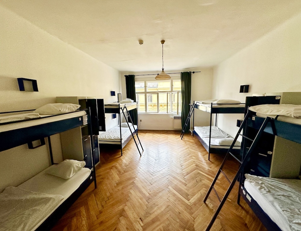 The Clock Inn - Prague