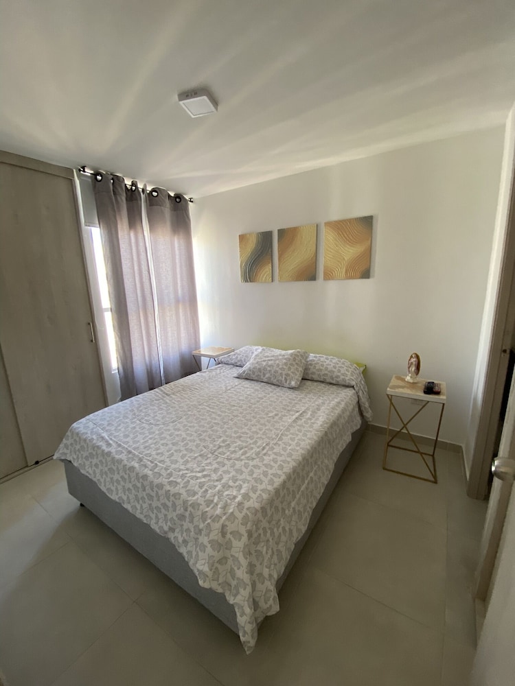 Hermoso Apartamento Rentar Por Días O Meses. Nuevo - Barranquilla
