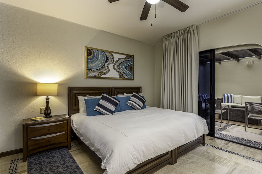 Best Location In Cabo Marina With Pool Access! - Cabo San Lucas
