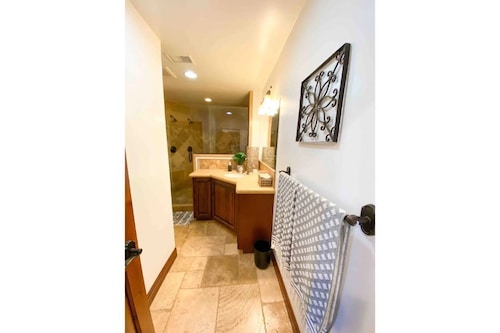 Large 4 Bedroom Villa W/poolhouse 1.5 Acre Lot - Escondido