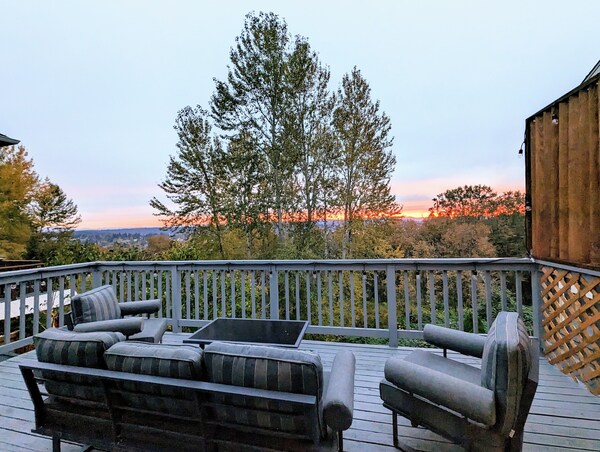 Modern Lakeview Studio Pet Friendly & Ev Charging - Seattle