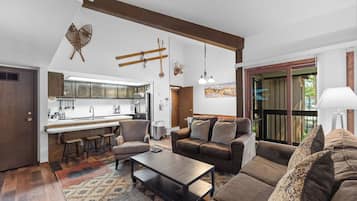 Apartamento (3 Bedrooms) | Comodidades da propriedade