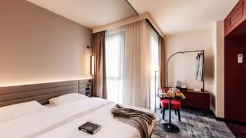 Quarto Standard, 1 cama de casal | Roupa hipoalergénica, minibar, cofre no quarto