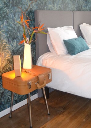Quarto casal conforto | Roupas de cama premium, individualmente mobiliados, escrivaninha