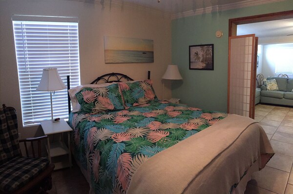 Candlelight Cottages By The Beach - Texas