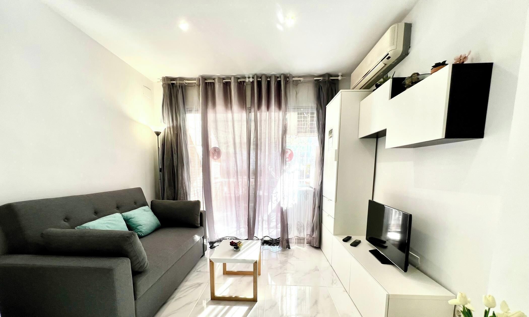 Atlas Iv, Air-conditioned, Parking, Swimming Pool And Beach. - Cambrils