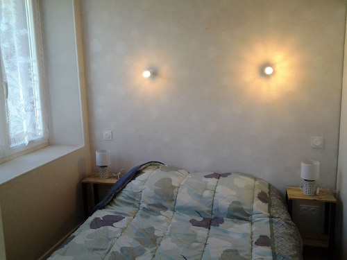 Appartement Avec Jardin Dans Charmant Village - Aveyron