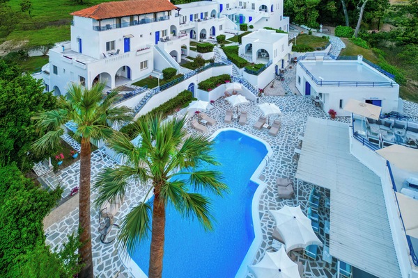 Piscina externa sazonal