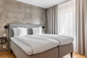 Ferros/tábuas de passar roupa, Wi-Fi de cortesia, roupa de cama