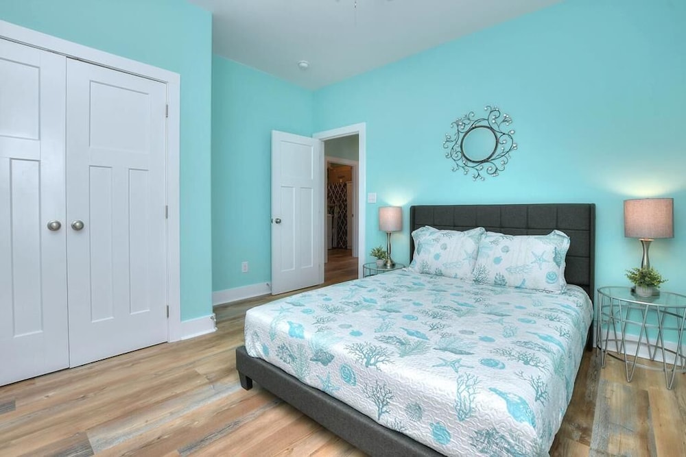 3br/2ba Home - Near Canal & Beach, Sleeps 9 - Bald Head Island, NC