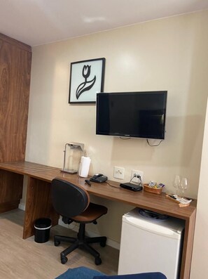 Quarto Comfort | Cofre no quarto, Wi-fi grátis