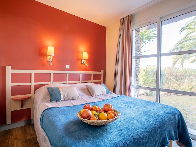 Confortable Appartement Pour 6 Personnes Avec Wifi, Piscine, Tv, Patio Et Animaux Admis - Cap Estérel