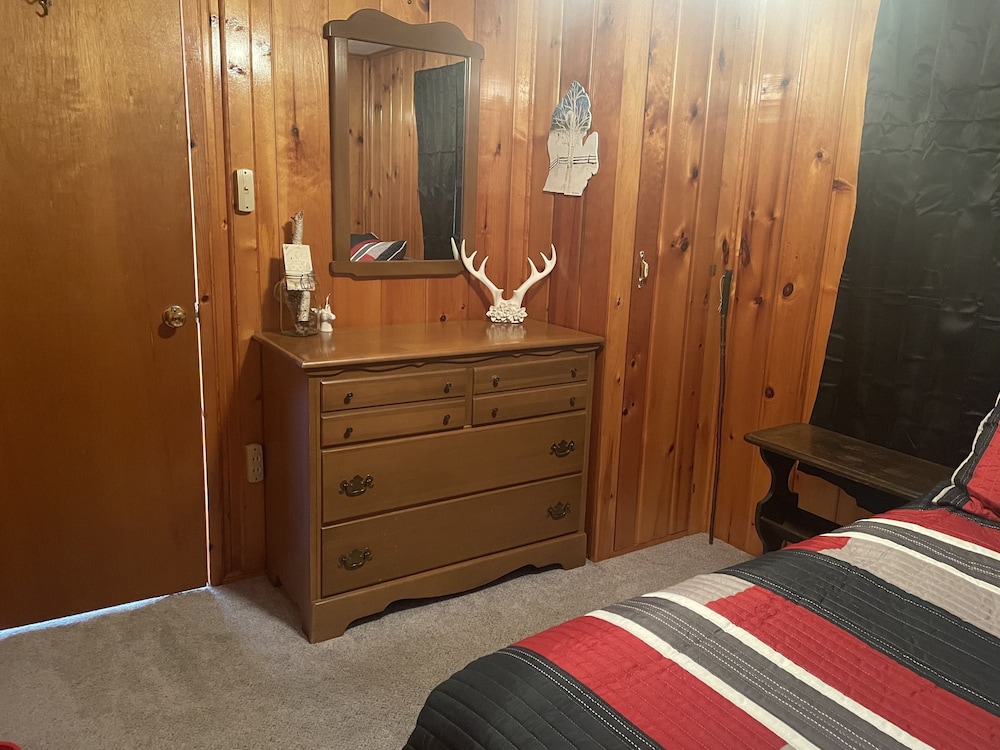 The Firehouse Cabin With Garage, Near Lake And Orv Trails - Michigan