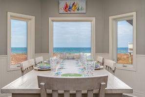 Casa, 6 quartos | Restaurantes