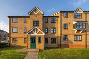 Apartamento Empresarial, casa de banho privativa | Vista do alojamento