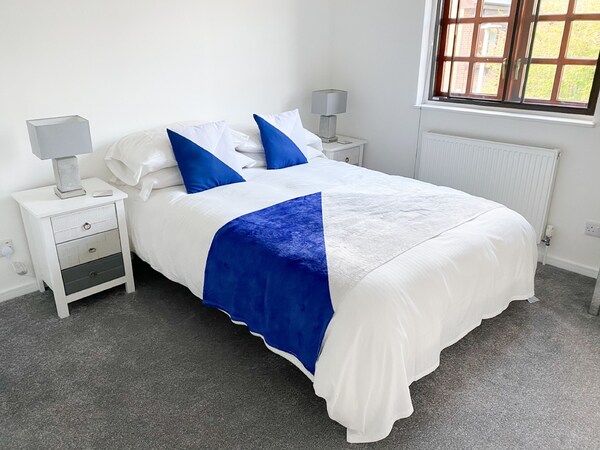 Harbourside House Holiday Home - Bournemouth