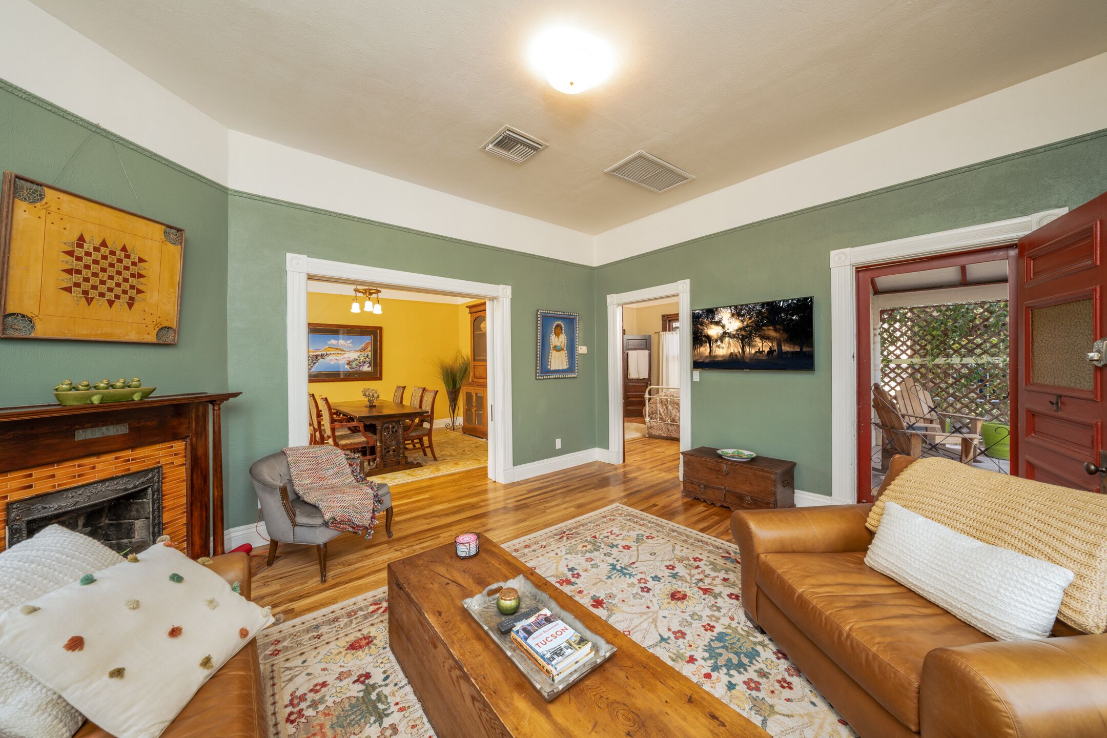 Beautifully Furnished Historic Home With Heated Pool Close To Downtown Tucson. - UNIVERSITY OF ARIZONA, Tucson